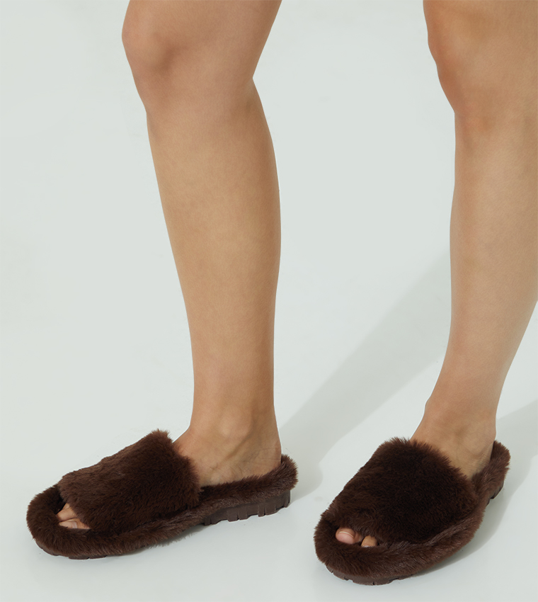 Buy Ardene Fluffy Slide Slippers In Brown | 6thStreet Saudi Arabia