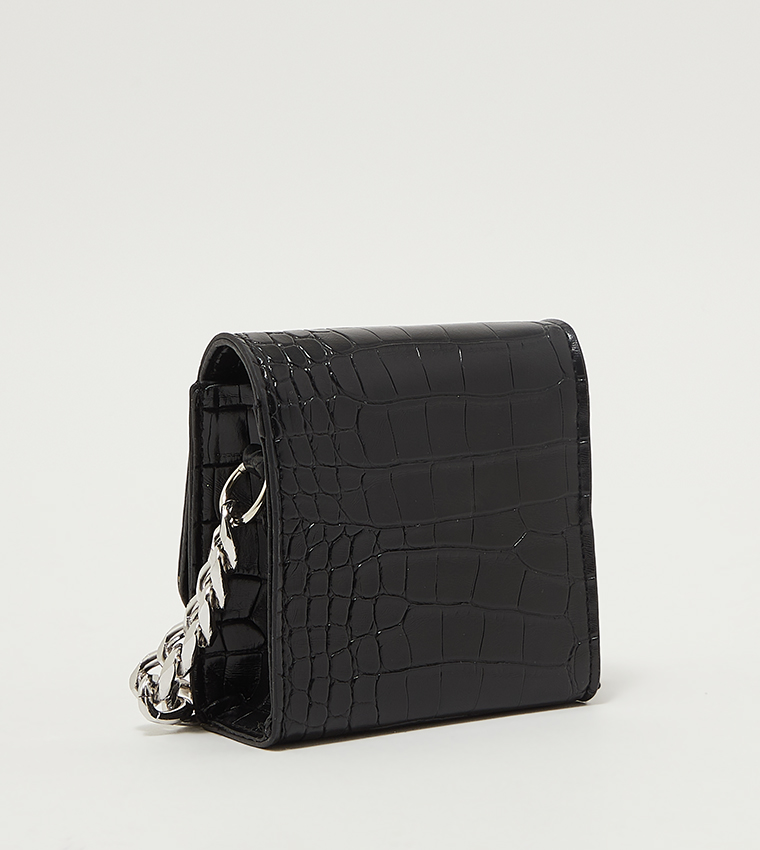 Buy Ardene Mini Chain Strap Crossbody Wallet In Black | 6thStreet Saudi ...