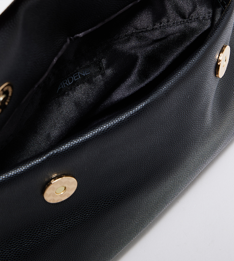 Buy Ardene Textured Crossbody Bag In Black | 6thStreet Saudi Arabia