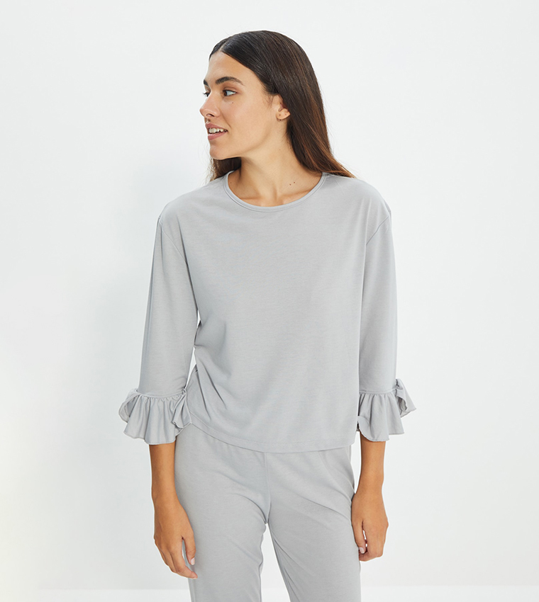 Buy Trendyol Relaxed Fit Night Suit In Grey | 6thStreet Kuwait