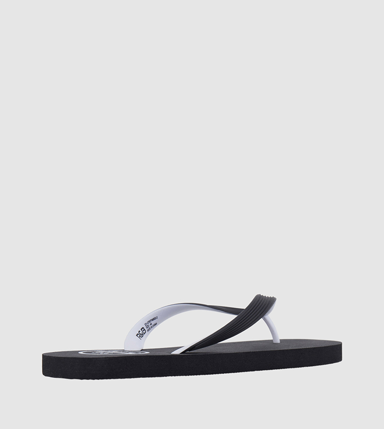 Buy R&B Black Flip Flop In Black | 6thStreet UAE