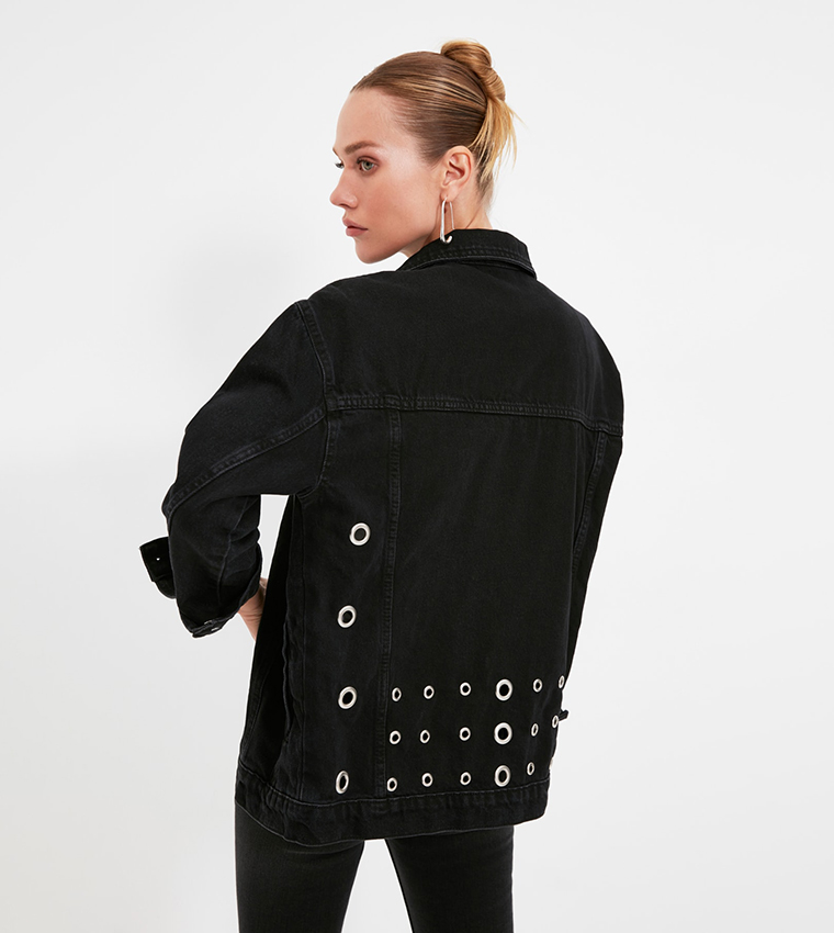Buy Trendyol Accessory Detailed Denim Jacket In Black | 6thStreet Kuwait