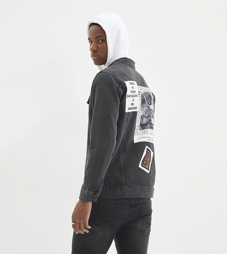 Buy Trendyol Regular Fit Back Patch Denim Jacket In Grey | 6thStreet Qatar