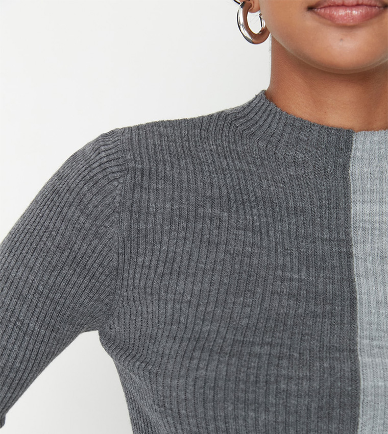 Buy Trendyol Color Block Knitwear Co Ord Set In Grey | 6thStreet Qatar