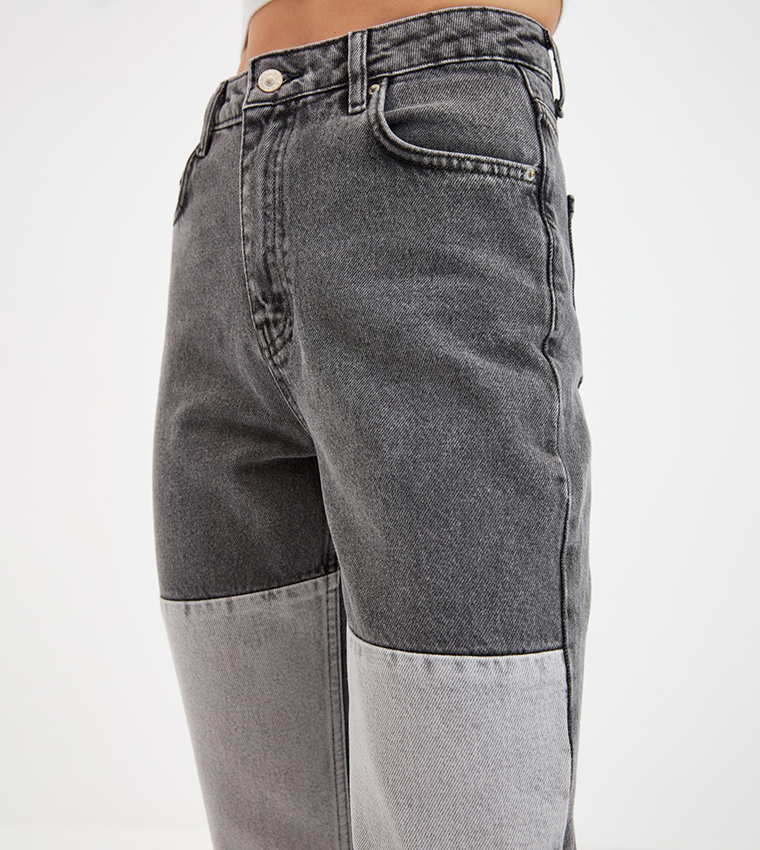 Buy Trendyol Colorblocked High Rise Mom Jeans In Grey | 6thStreet Qatar
