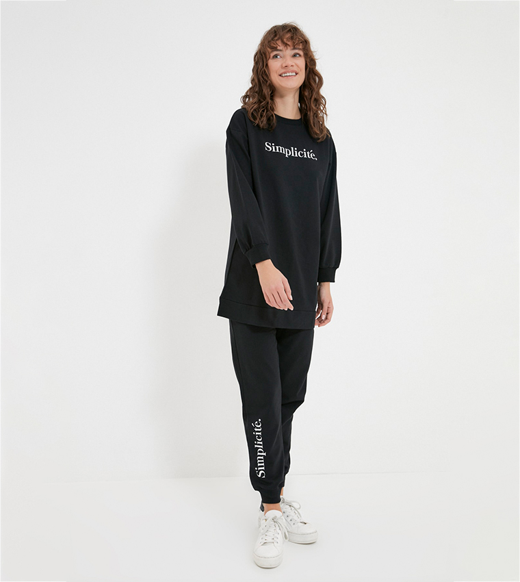 Buy Trendyol Printed Knit Tracksuit Set In Black | 6thStreet Oman