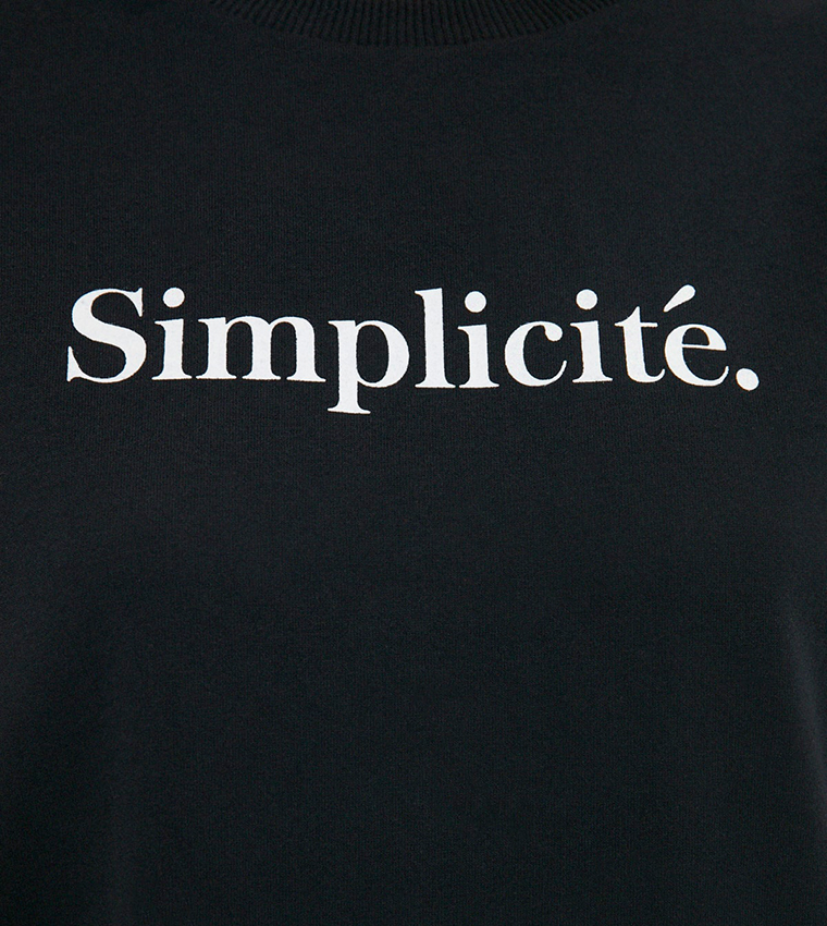 Buy Trendyol Printed Knit Tracksuit Set In Black | 6thStreet Oman