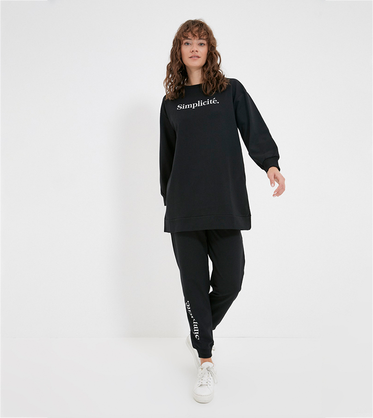 Buy Trendyol Printed Knit Tracksuit Set In Black | 6thStreet Oman