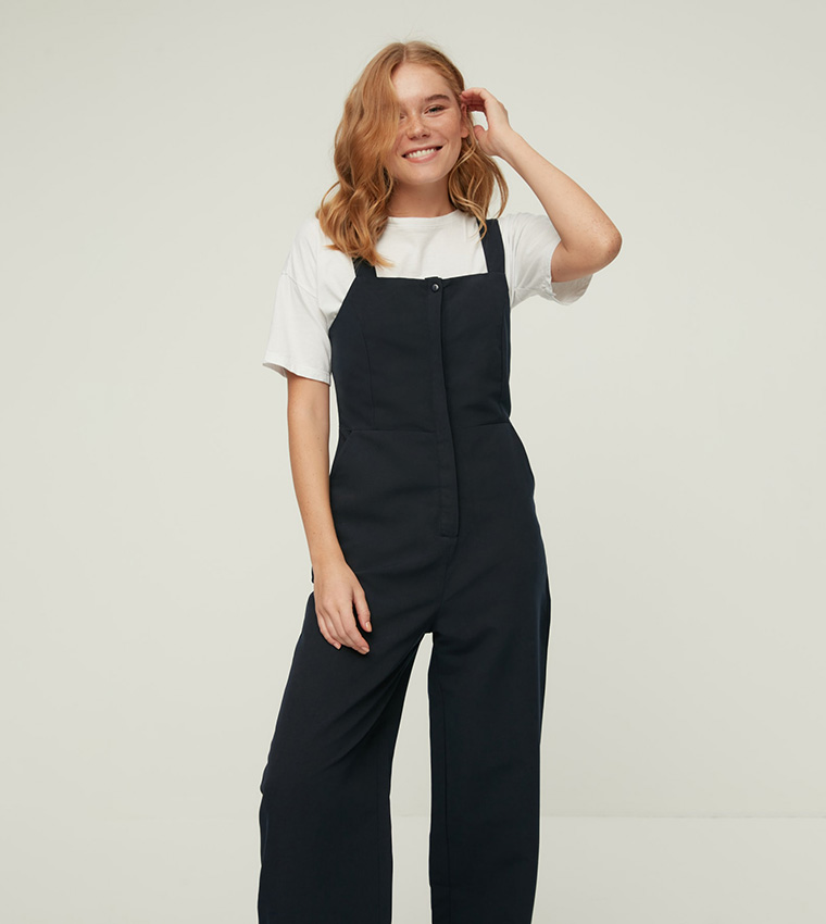 Buy Trendyol Tile Gilet Overalls Jumpsuit In Black | 6thStreet Oman