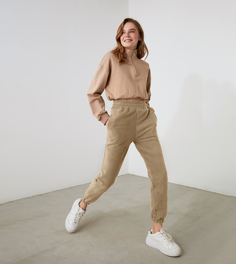 Buy Trendyol Basic Jogger Sweatpants In Beige | 6thStreet Qatar