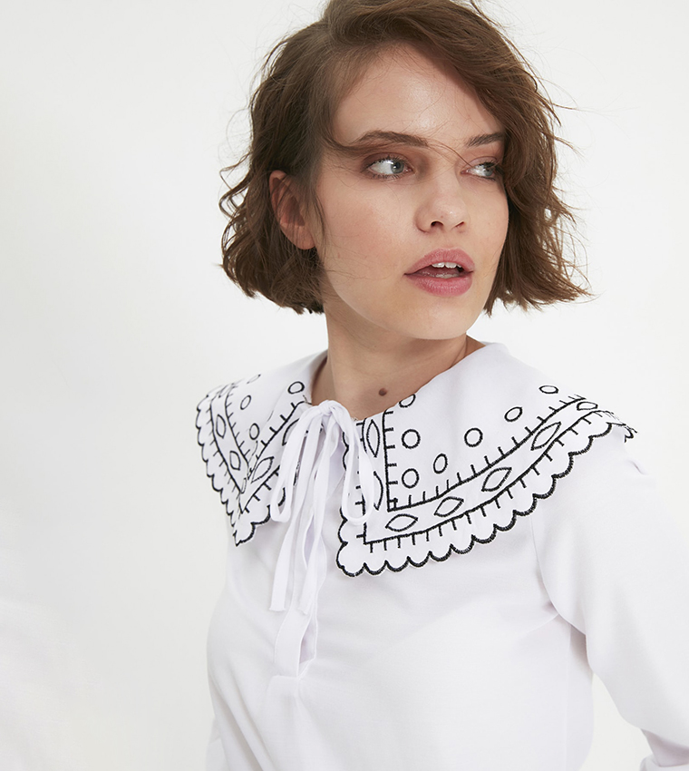 Buy Trendyol Petite Bib Detailed Blouse In Beige | 6thStreet Oman