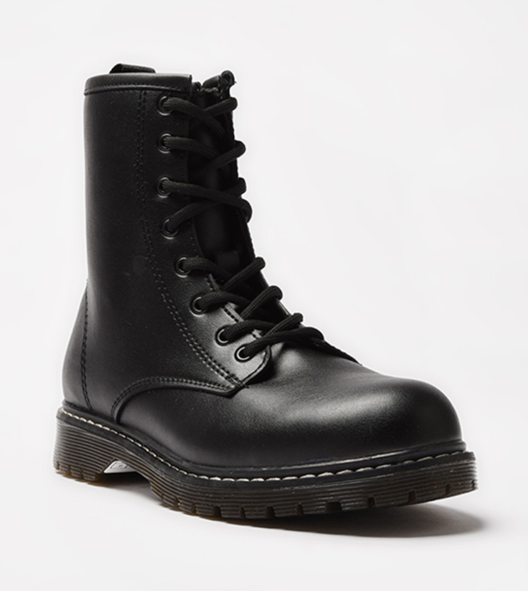 Buy Trendyol Basic Casual Ankle Boots In Black | 6thStreet Bahrain