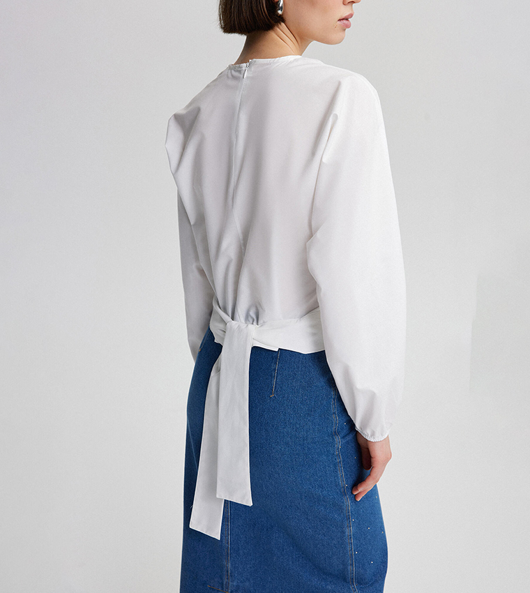 Buy Touché Solid Tie Up Back Top In Ecru | 6thStreet Qatar