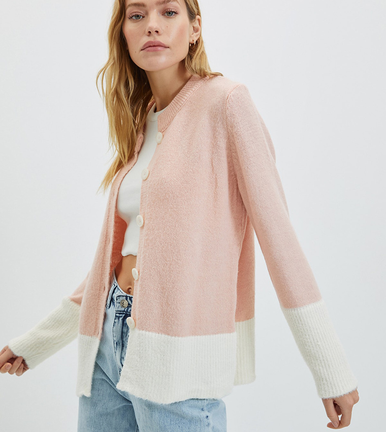 Buy Trendyol Color Blocked Regular Fit Cardigan In Pink | 6thStreet Qatar