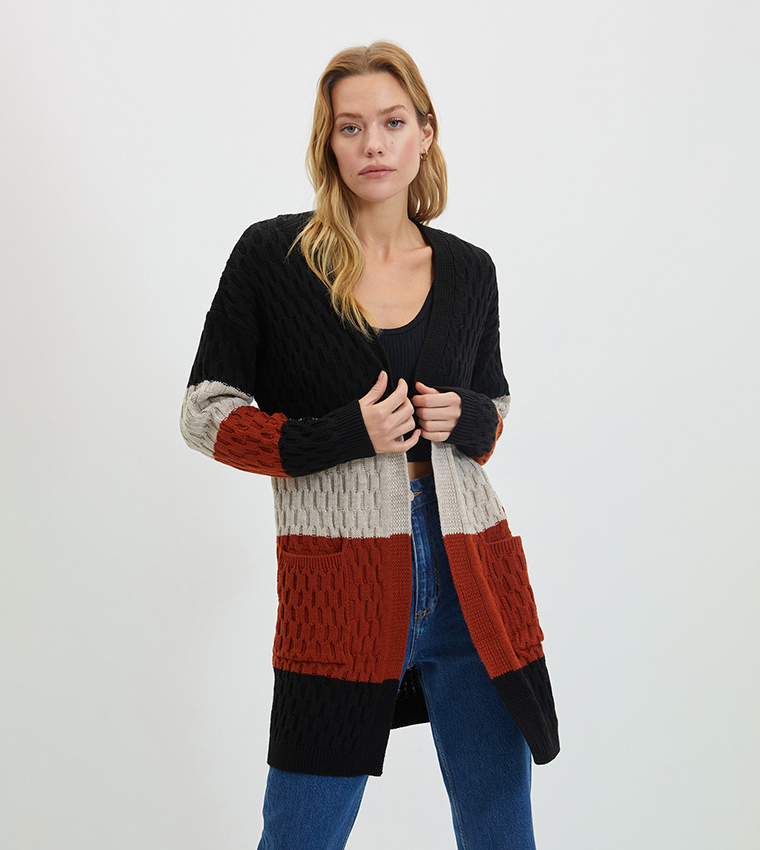 Buy Trendyol Color Blocked Regular Fit Cardigan In Black | 6thStreet Qatar