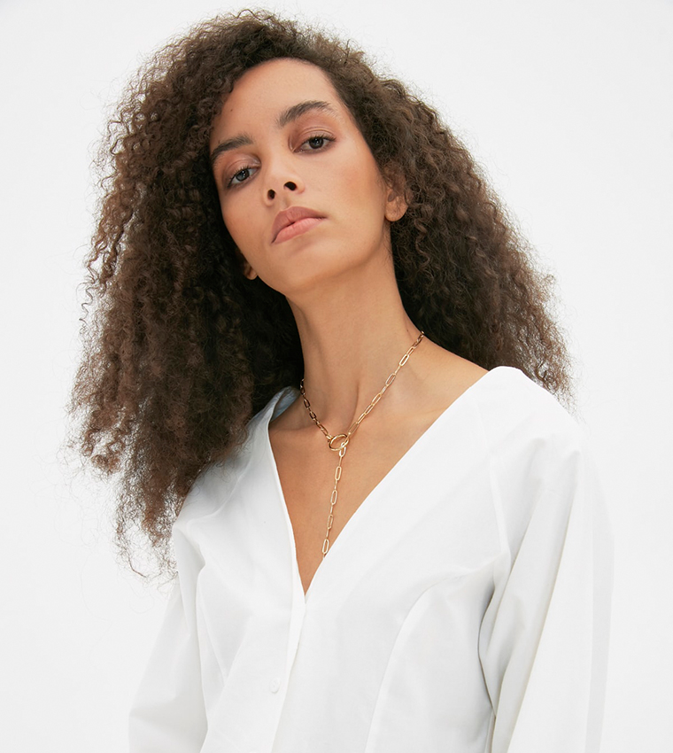 Buy Trendyol Basic Regular Fit Shirt In White | 6thStreet Qatar