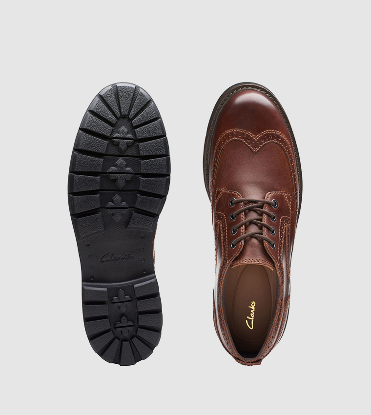 Buy Clarks Batcombe Far Lace Up Brogues In Tan | 6thStreet Saudi Arabia