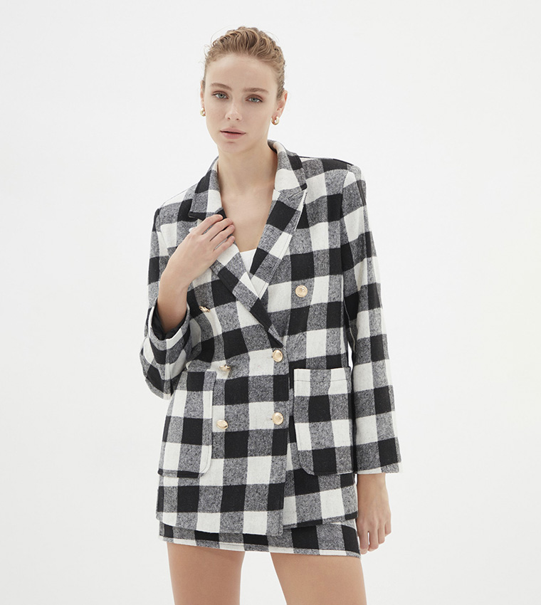 Buy Trendyol Check Pattern Jacket In Black | 6thStreet Bahrain