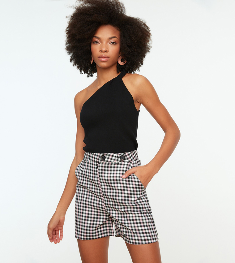 Buy Trendyol Basic Checked Shorts In Multiple Colors | 6thStreet Qatar