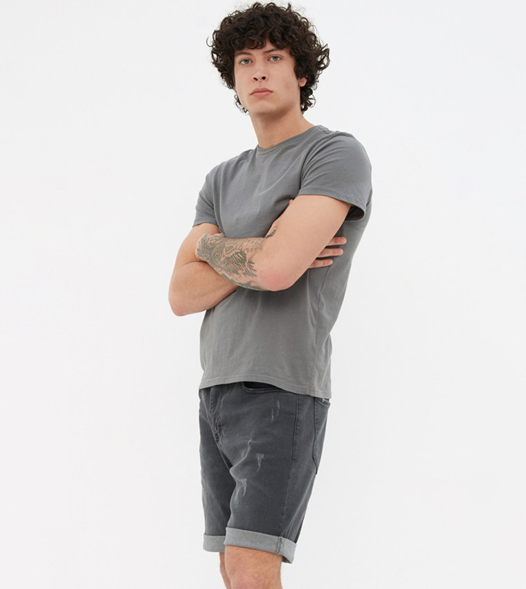 Buy Trendyol Washed Denim Shorts In Grey | 6thStreet Bahrain