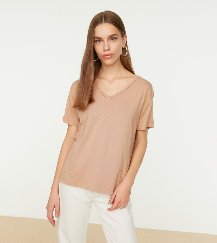 Buy Trendyol Piping Basic Knitted T Shirt In Brown | 6thStreet Bahrain