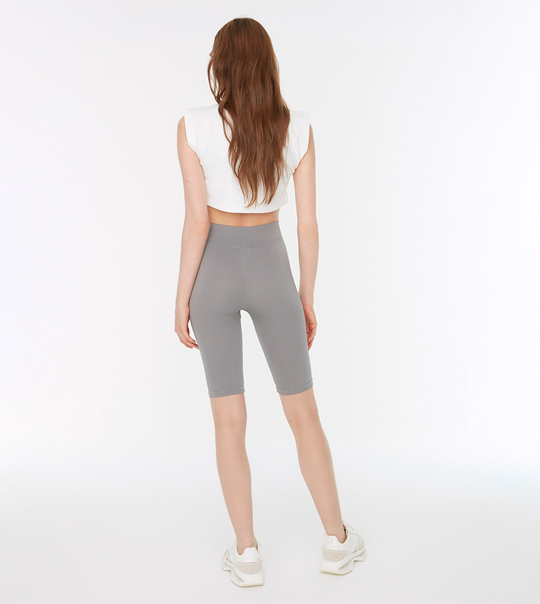 Buy Trendyol Solid Active Tights In White | 6thStreet Qatar