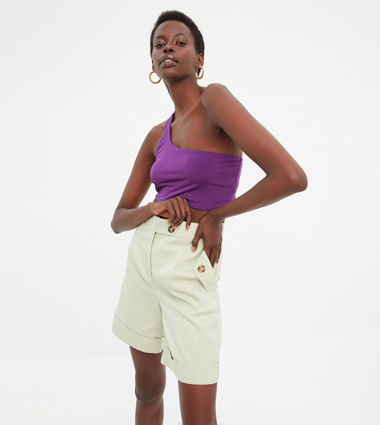 Buy Trendyol Basic Casual Button Shorts In Green | 6thStreet Bahrain