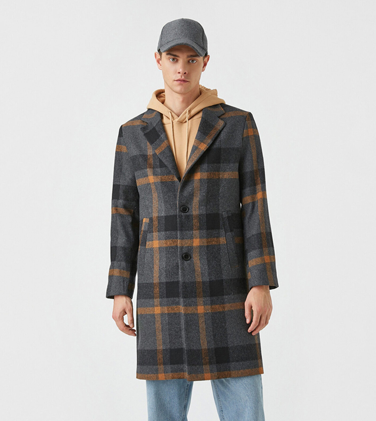 Buy Trendyol Plaid Checkered Coat In Grey | 6thStreet Qatar