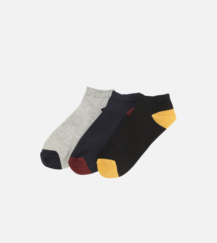 Buy Trendyol Pack Of 3 Basic Socks In Multiple Colors | 6thStreet Qatar