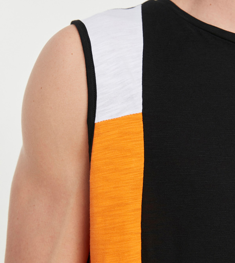 Buy Trendyol Color Block Basic Tanks In Black | 6thStreet Qatar
