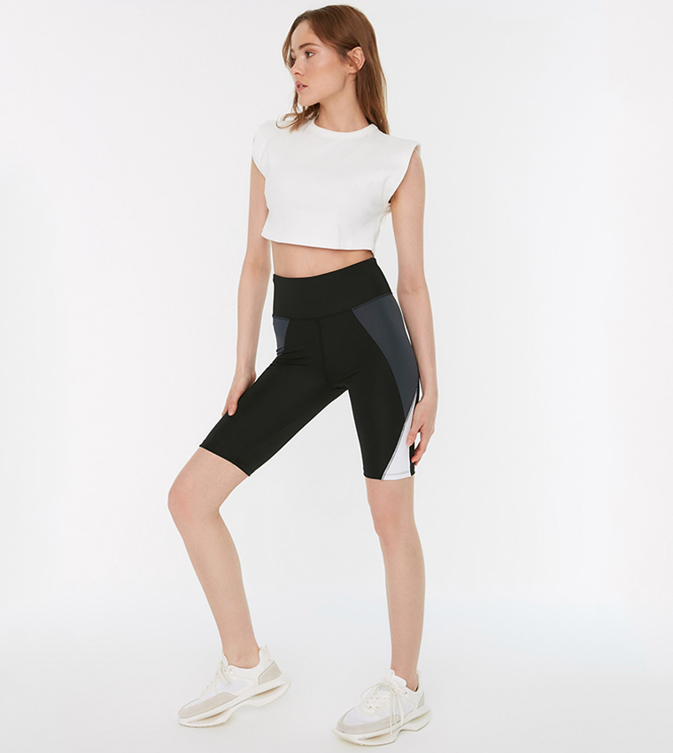 Buy Trendyol Basic Active Tights In Black | 6thStreet Oman
