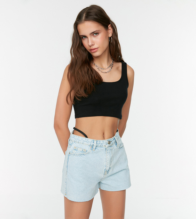 Buy Trendyol Elastic Denim Shorts In Blue | 6thStreet Qatar