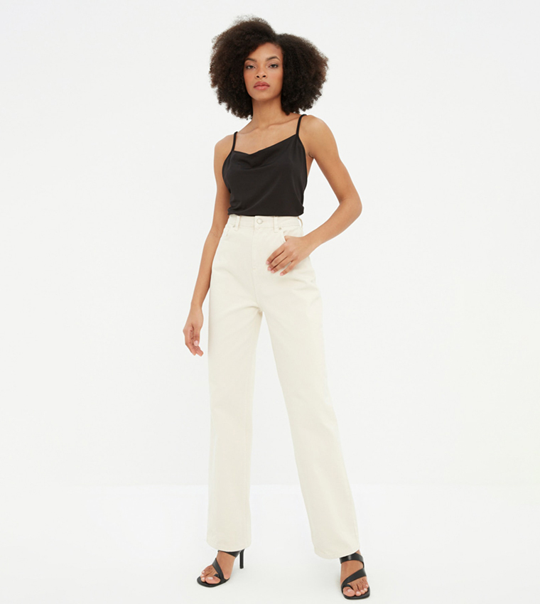 Buy Trendyol High Waist 90's Wide Leg Jeans In White | 6thStreet Qatar
