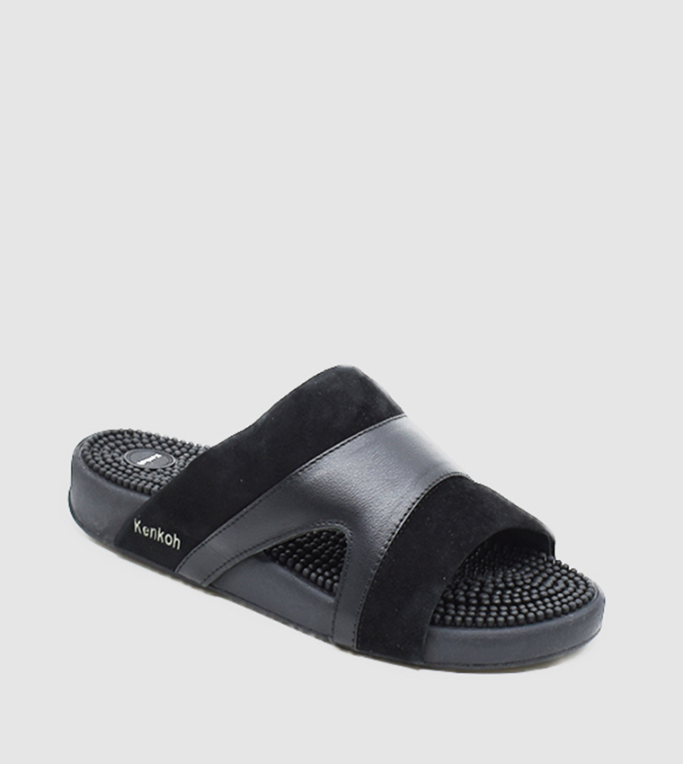 Buy Kenkoh Flat Traditional Sandal Black In Black | 6thStreet UAE