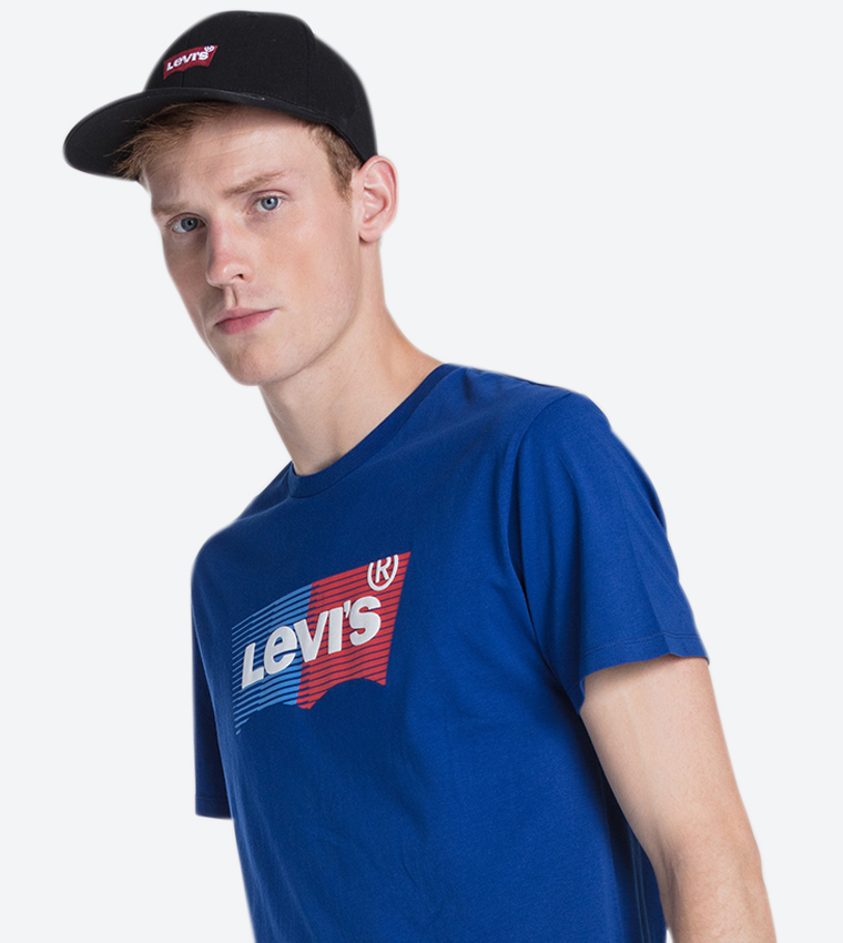 Buy Levi's Batwing Logo Flexfit Adjustable Cap In Black | 6thStreet UAE