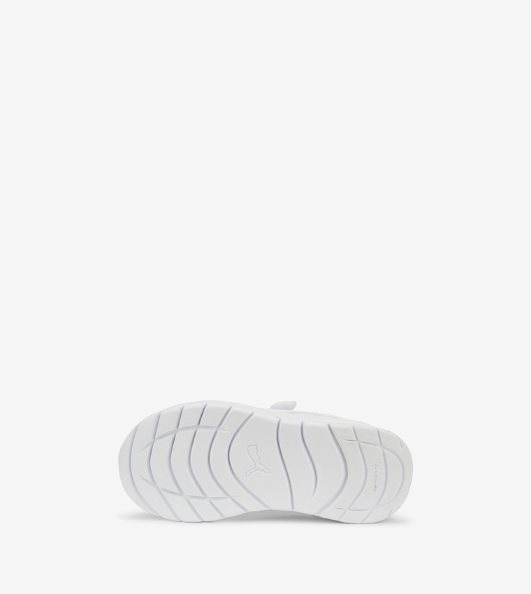 Buy Puma Evolve Run Velcro Low Top Sneakers In White | 6thStreet UAE