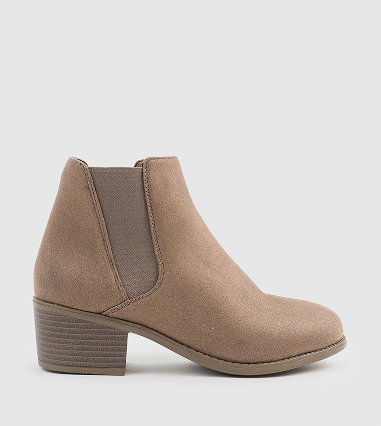Buy Ardene Classic Solid Chelsea Boots In Beige | 6thStreet UAE