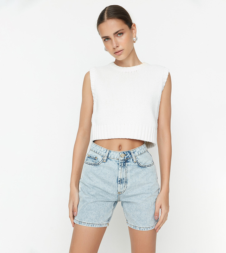 Buy Trendyol Basic Denim Shorts In Blue | 6thStreet Qatar