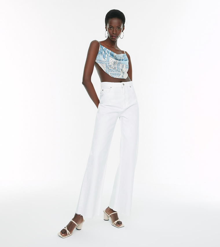 Buy Trendyol High Waist 90'S Wide Leg Jeans In White | 6thStreet Qatar