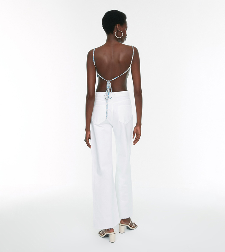Buy Trendyol High Waist 90'S Wide Leg Jeans In White | 6thStreet Qatar