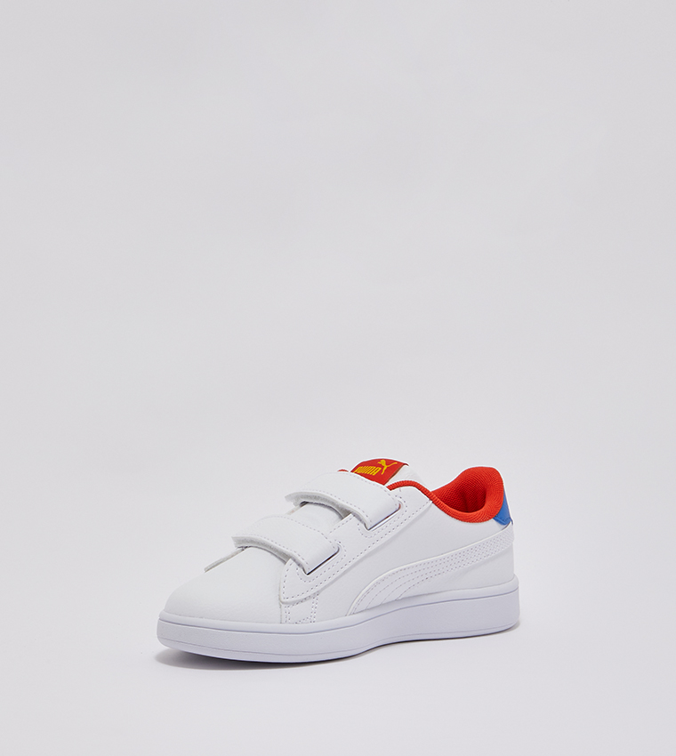 Buy Puma Smash V2 Comics V PS Runnig Shoes In White | 6thStreet UAE