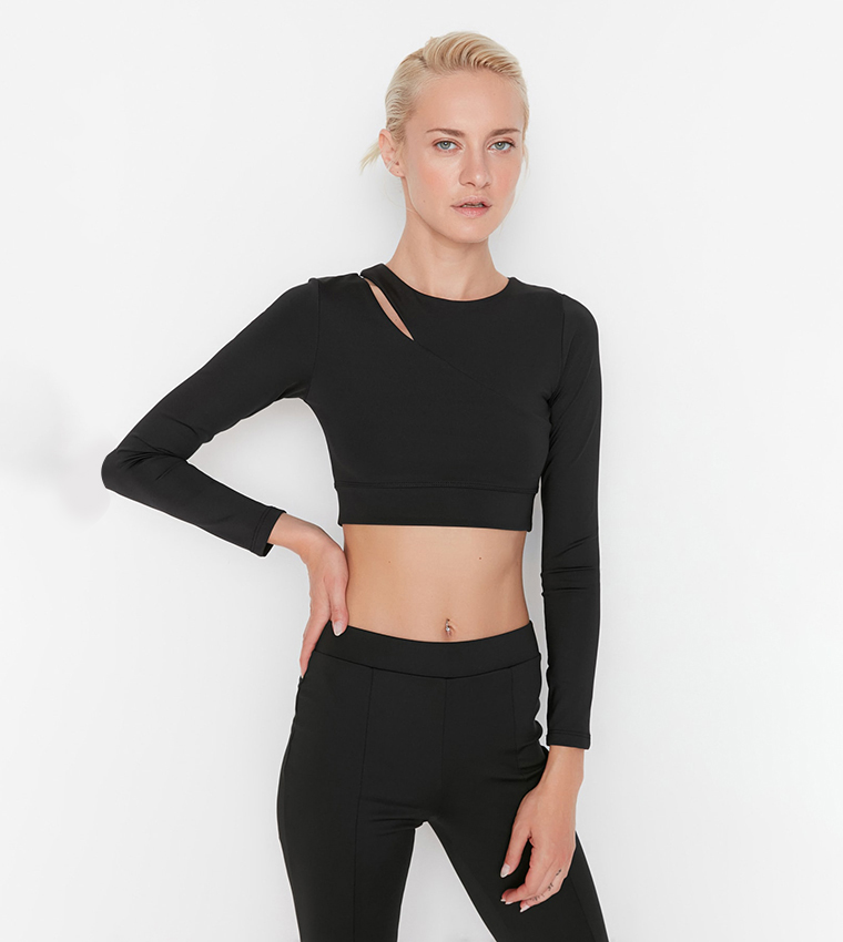 Buy Trendyol Cut Out Detailed Crop Knitted Top In Black | 6thStreet UAE