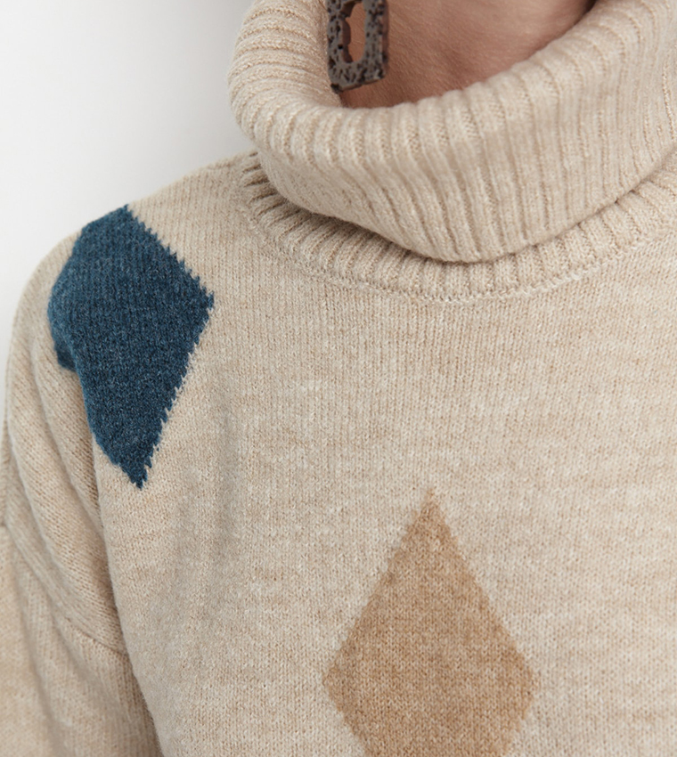 Buy Trendyol Diamond Patterned Knitwear Sweater In Beige | 6thStreet Qatar