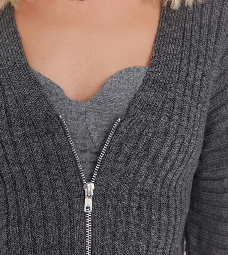 Buy Trendyol Rib Knit Zip Up Cardigan In Grey | 6thstreet Oman