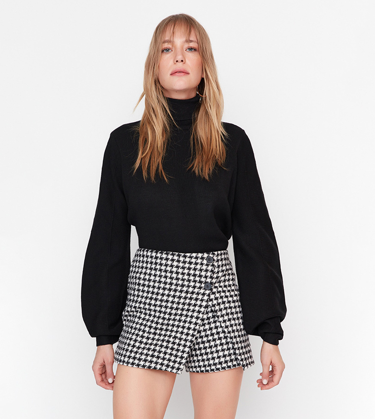 Buy Trendyol Crowbar Pattern Mini Shorts In Multiple Colors | 6thStreet ...