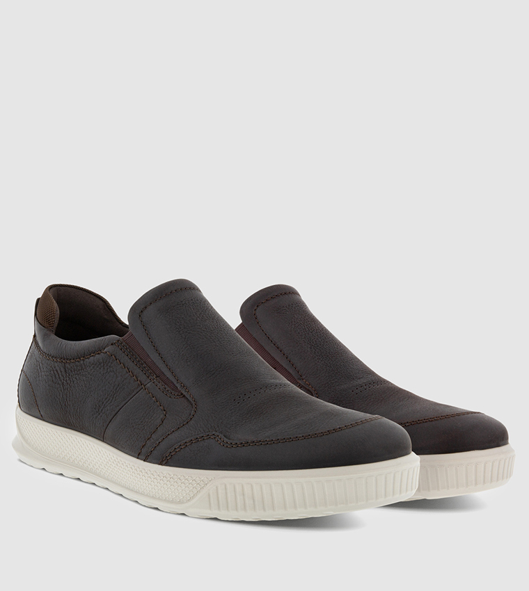 Buy ECCO Ecco Byway Casual Slip On Shoes In Brown | 6thStreet Saudi Arabia
