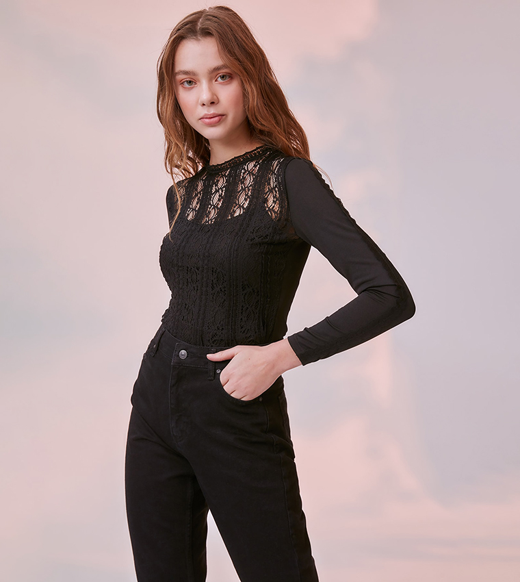 Buy Trendyol Lace Bodycon Top In Black | 6thStreet UAE