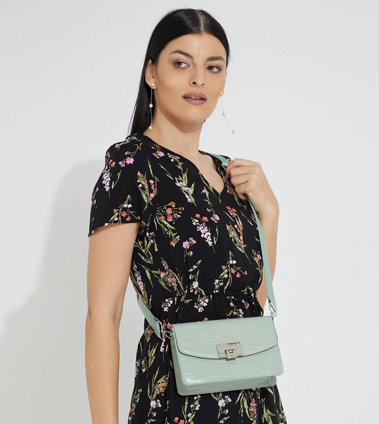 Buy Vero Moda Croc Textured Crossbody Bag In Green | 6thStreet UAE