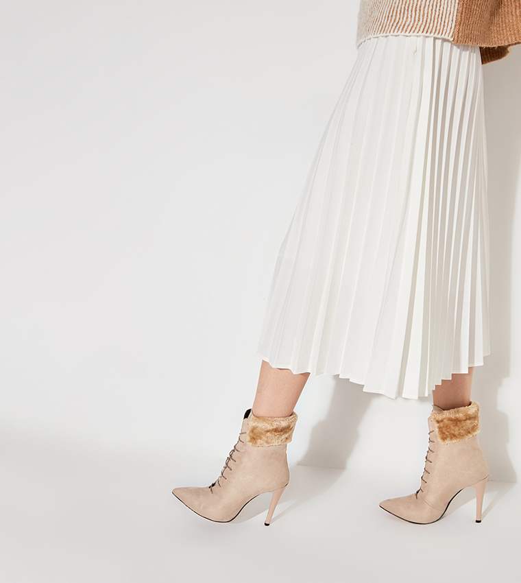 Buy Trendyol Basic Casual Ankle Boots In Beige | 6thStreet UAE