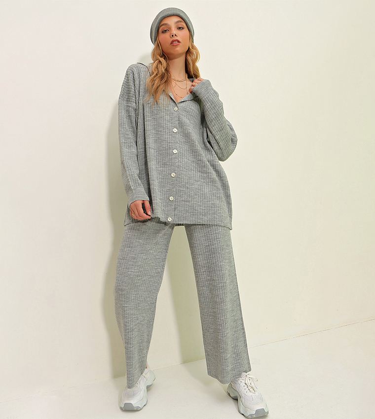 Buy Trend Alaçatı Stili Button Down Knitted Shirt And Pant Set In Grey ...